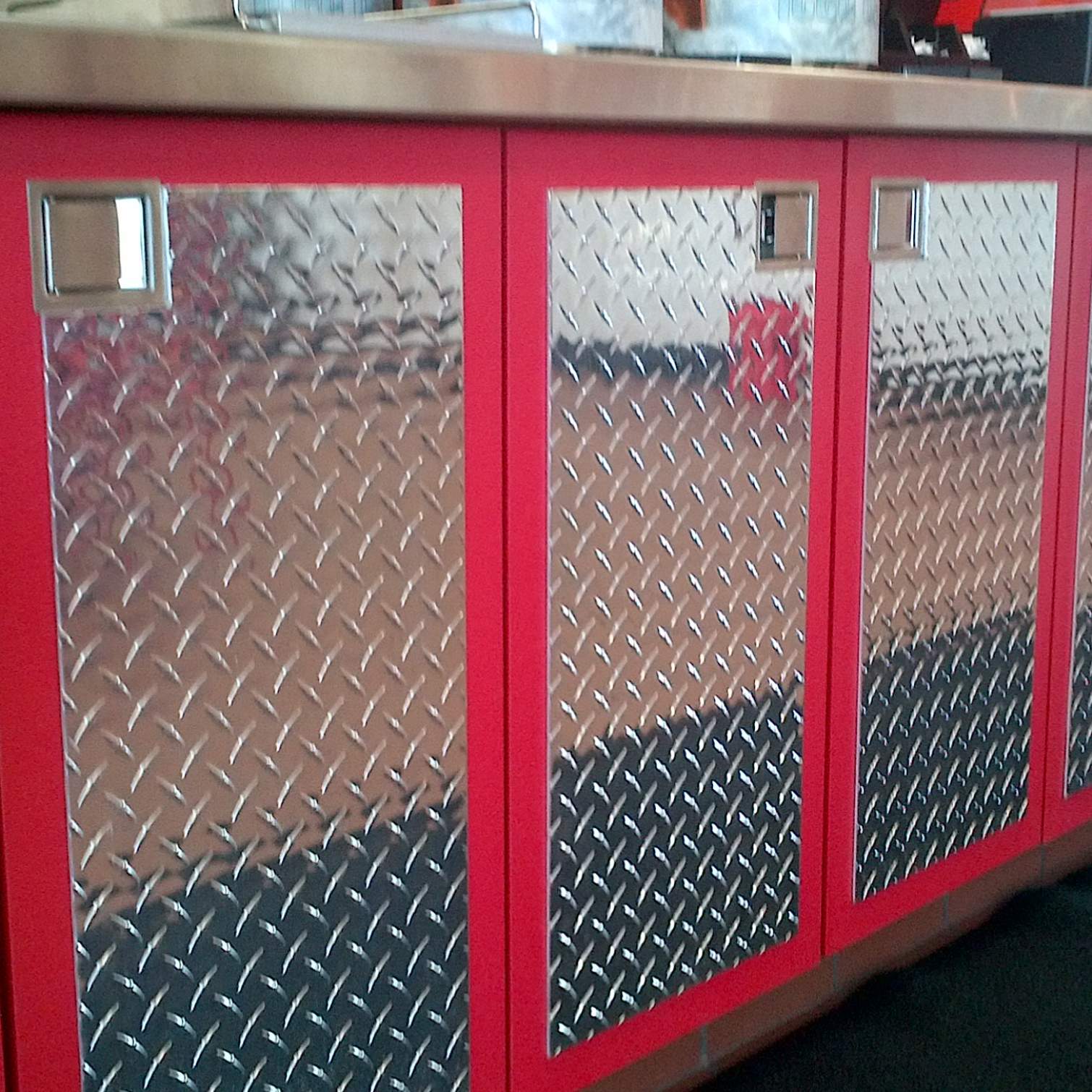 Diamond Plate Designs - Bear Metal Works